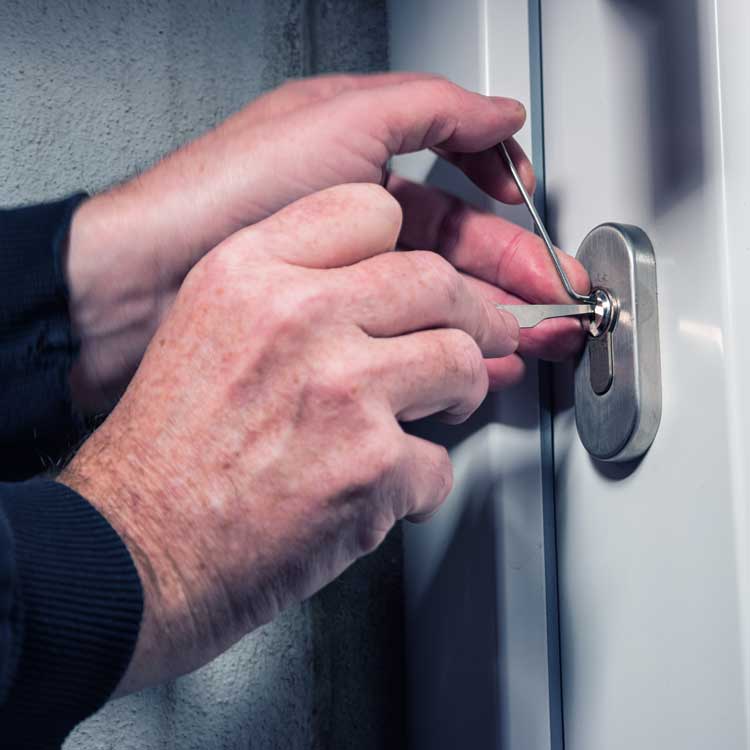 Reliable 24-Hour Locksmiths in Bristol | Terry’s Locksmiths & Security